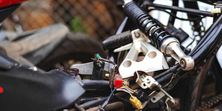 Comment tester le boîtier CDI de sa moto